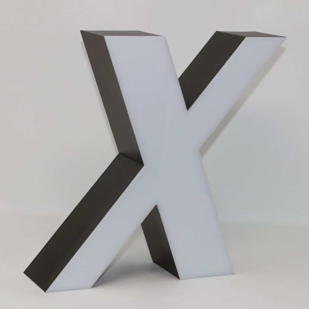 Letter X - iLUTE d.o.o.