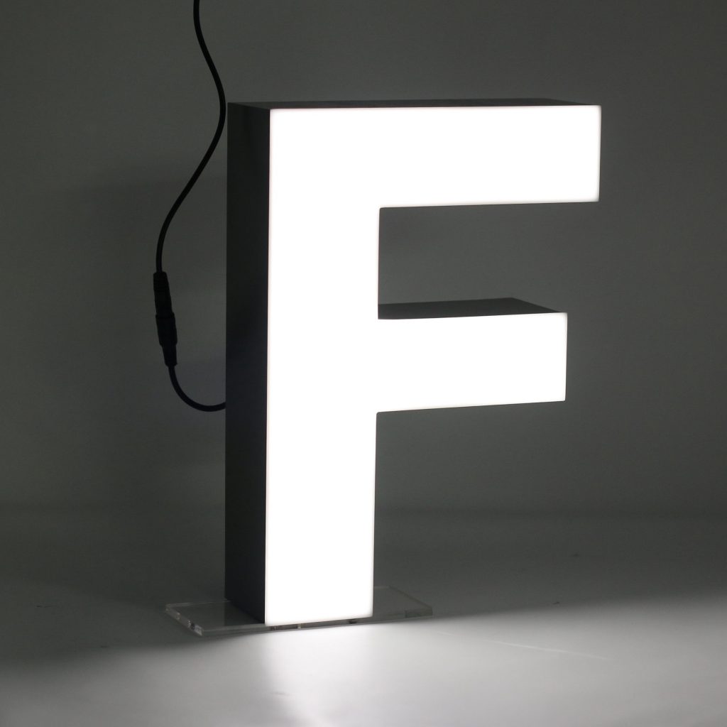 QUIZZY COLLECTION Luxury led light letters - iLUTE d.o.o.